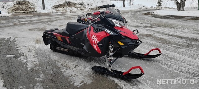 Lynx Rave RE 600 E-TEC Rave 600 etec rs kit 600 cm³ 2018 - Vieremä ...