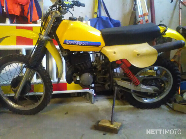 Suzuki pe 250 250 cm³ 1981 - Uusikaupunki - Moottoripyörä - Nettimoto