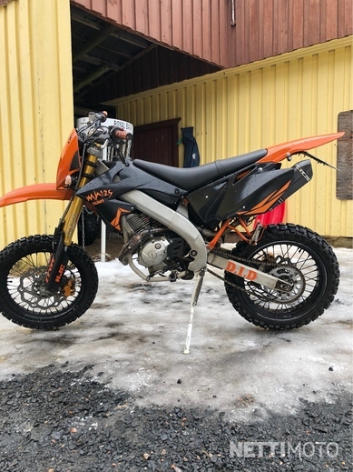 MH Motorcycles DUNA 125 Supermotard 125 cm³ 2011 - Jyväskylä ...