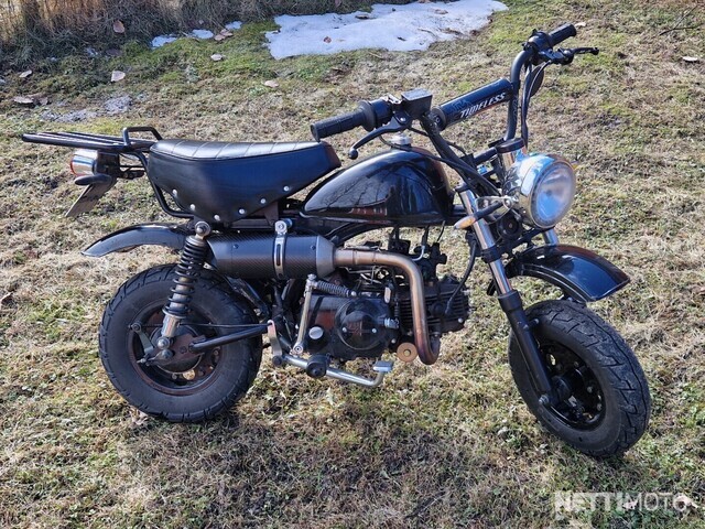 Skyteam Manki 50 cm³ 2023 - Riihimäki - Mopo - Nettimoto