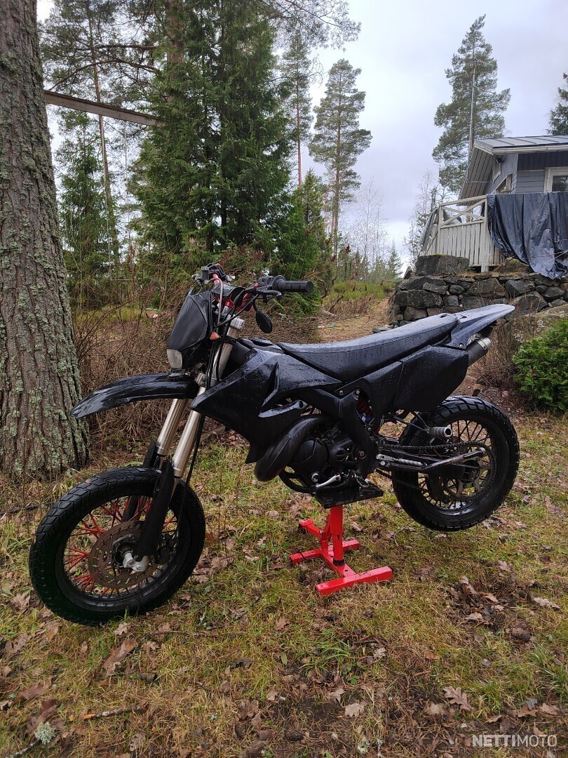 Yamaha DT 50 Supermotard 50 cm³ 2011 - Nurmijärvi - Mopo - Nettimoto