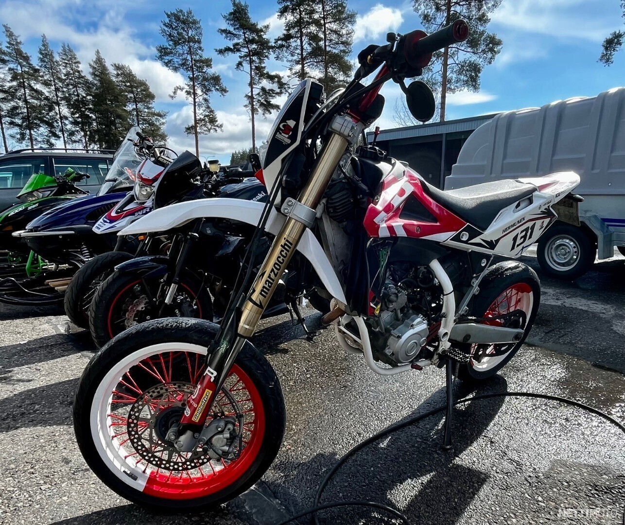 Husqvarna SMR Hermunen edition 125 cm³ 2011 - Joensuu - Moottoripyörä - Nettimoto