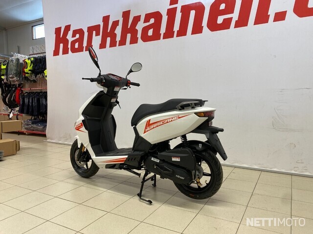 Keeway Hurricane Rahoitus alk. 0% korko, 0€ käsiraha! Toimitus ympäri ...