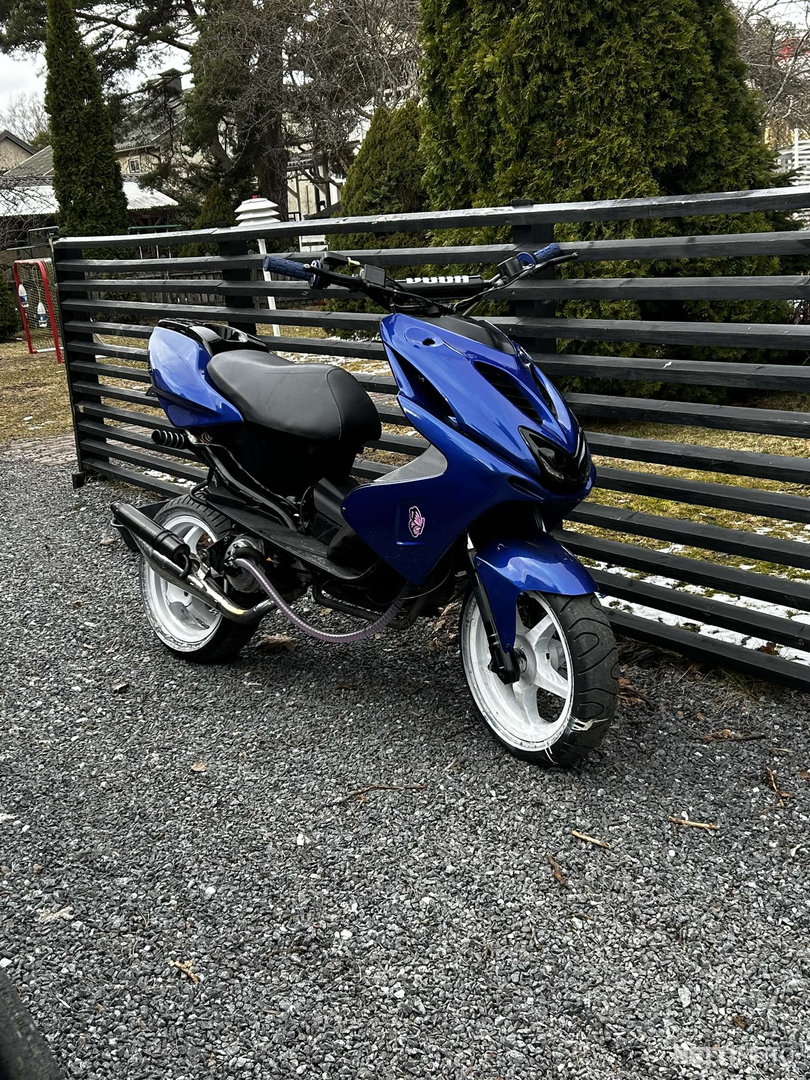 Yamaha Aerox 70 cm³ 2011 - Pori - Skootteri - Nettimoto