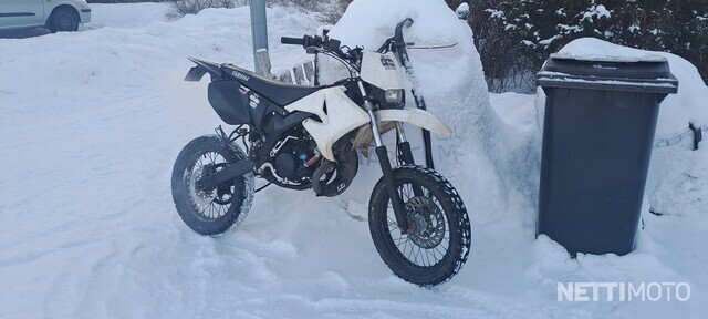 Yamaha DT 50R 50 cm³ 2011 - Tampere - Mopo - Nettimoto