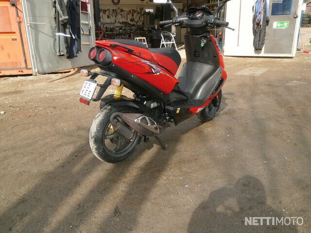 Aprilia SR STREET 50 50 cm³ 2008 - Mänttä-Vilppula - Skootteri - Nettimoto