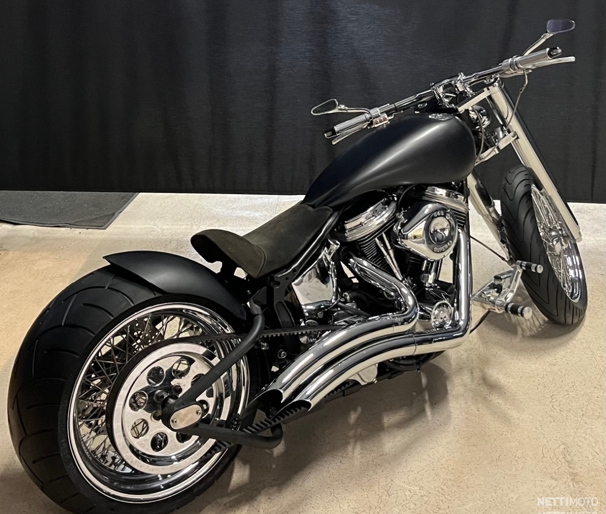 Harley-Davidson Softail Breakout VAIHTO, 300mm wide, V&H, avoenska ...