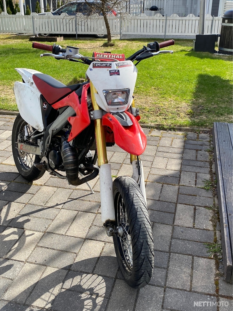 HM CRM 50 cm³ 2013 - Pori - Moped - Nettimoto