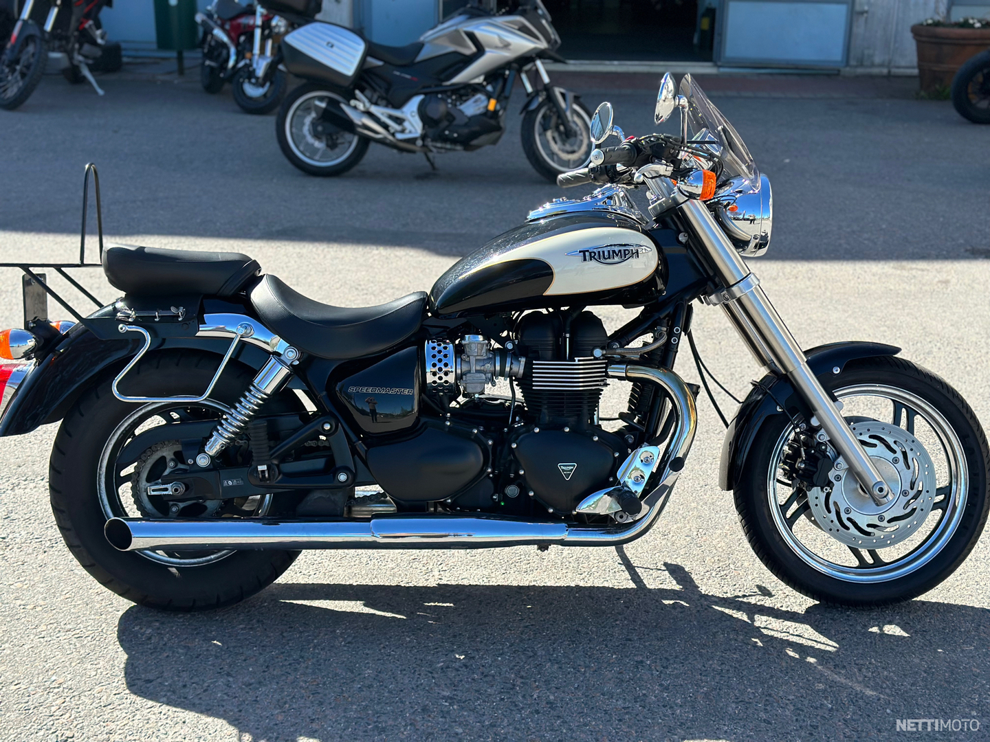 Triumph Speedmaster 900 - 0% KORKO JA 0€ KÄSIRAHAA 900 cm³ 2010 ...