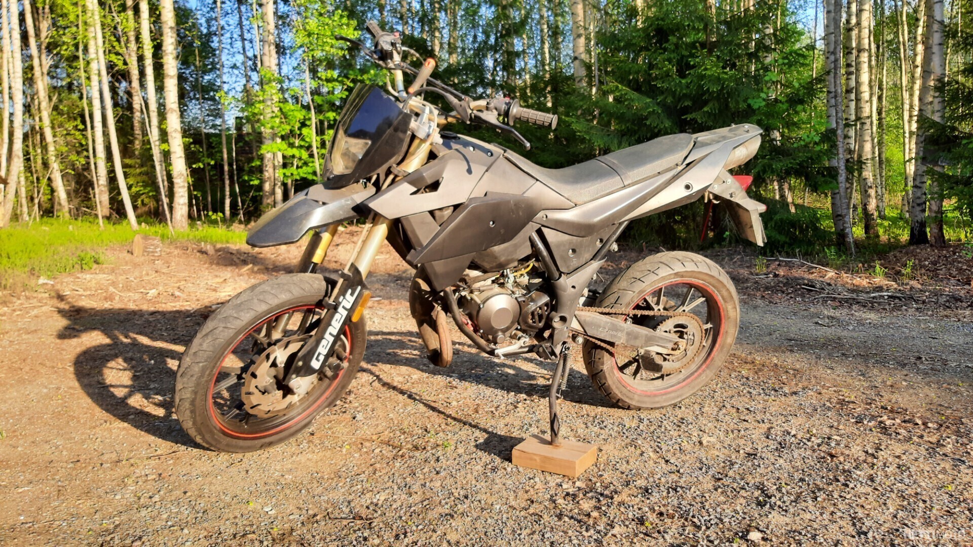 Generic Trigger SM 50 cm³ 2009 - Pälkäne - Mopo - Nettimoto