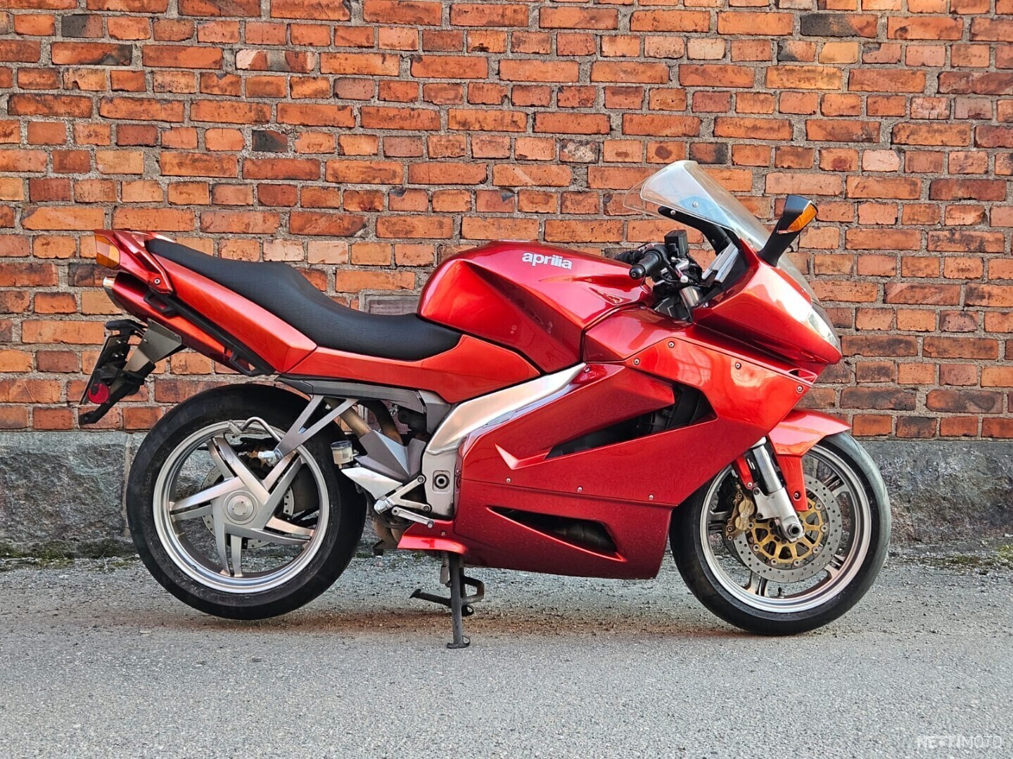 Aprilia RST 1000 Futura 1 000 cm³ 2002 - Helsinki - Moottoripyörä ...
