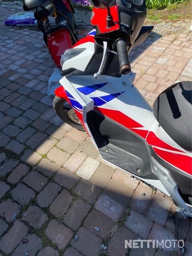Honda NSC Honda NSC50R 50 cm³ 2016 - Liperi - Skootteri - Nettimoto