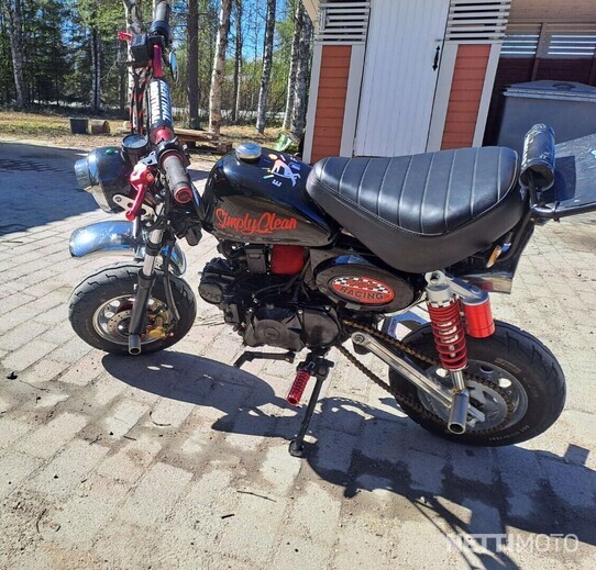 Skyteam Manki 50 cm³ 2023 - Kuusamo - Mopo - Nettimoto