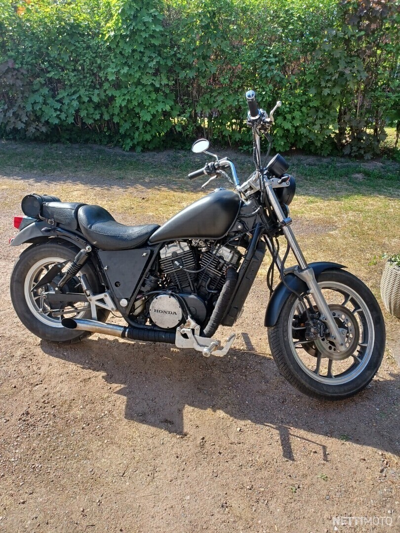Honda VT 750C Shadow 750 cm³ 1983 - Kouvola - Moottoripyörä - Nettimoto