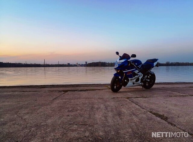 Suzuki GSX-R 750 750 cm³ 2005 - Tampere - Moottoripyörä - Nettimoto