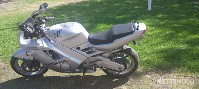 Honda CBR 600 F pc25 600 cm³ 1992 - Tornio - Moottoripyörä - Nettimoto