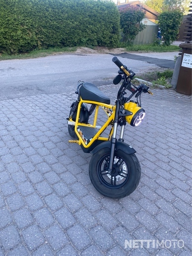 Skyteam MadNut e-Mini Electric 2023 - Vantaa - Mopo - Nettimoto