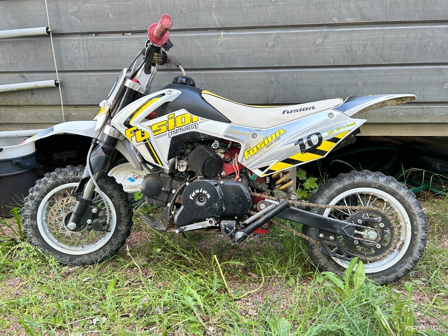 Fusion Bee 50 cm³ 2019 - Espoo - Mopo - Nettimoto