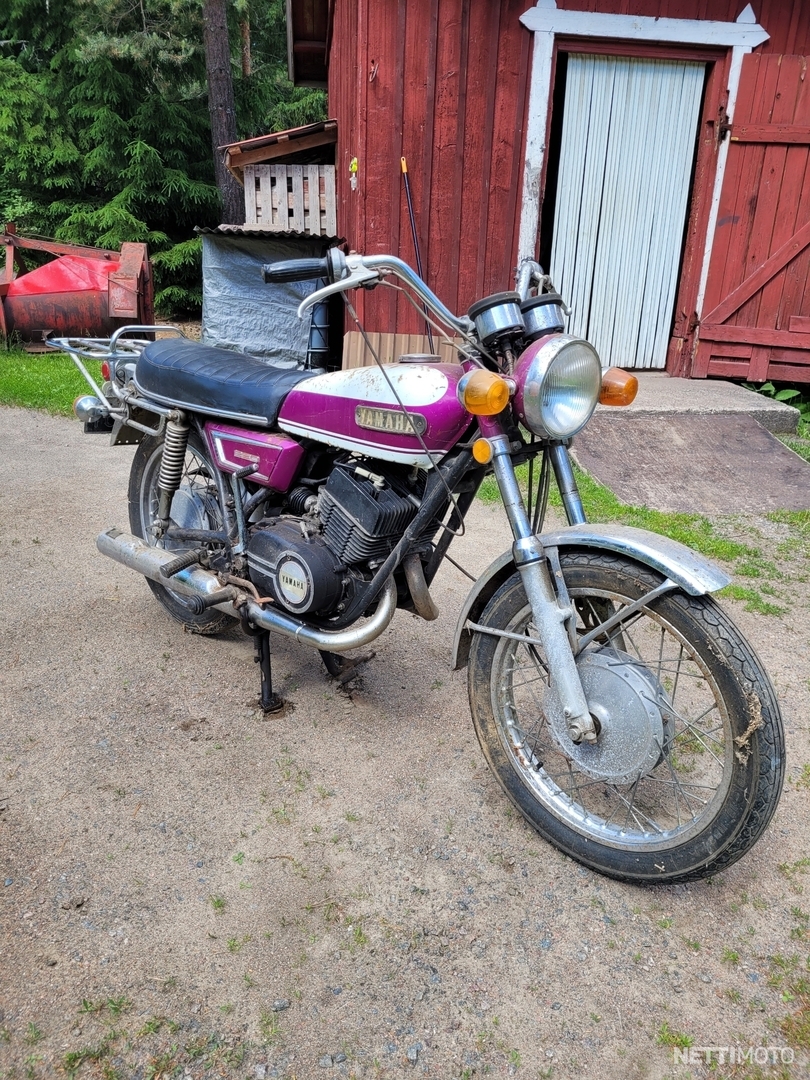 Yamaha R5 350 350 cm³ 1971 - Loppi - Motorcycle - Nettimoto