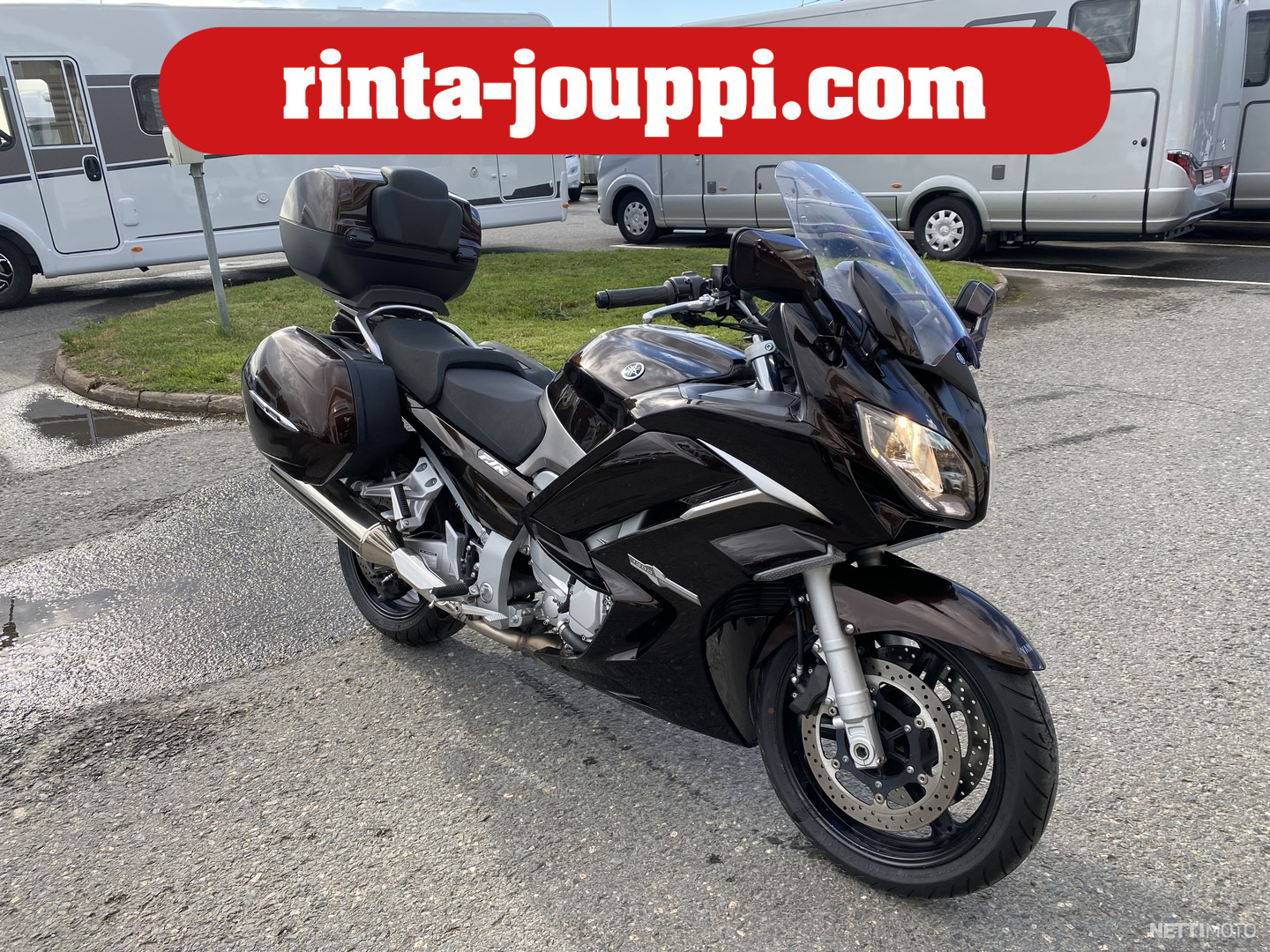 Yamaha FJR 1300 - 1. Omistajalta, vähän ajettu, laukut, navi, vakkari ...