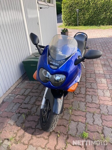 Suzuki GSX 600 cm³ 2003 - Helsinki - Moottoripyörä - Nettimoto