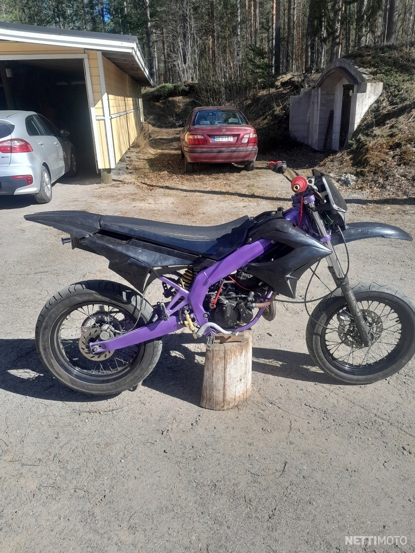 Derbi Senda 50 cm³ 2005 - Loppi - Mopo - Nettimoto