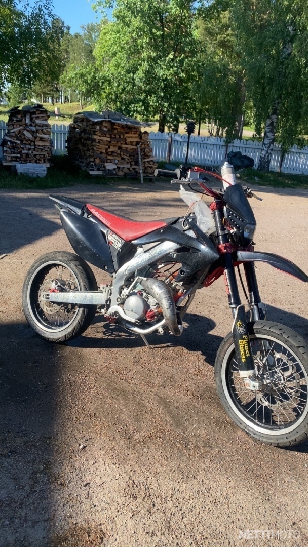 HM CRM 50 cm³ 2012 - Järvenpää - Moped - Nettimoto