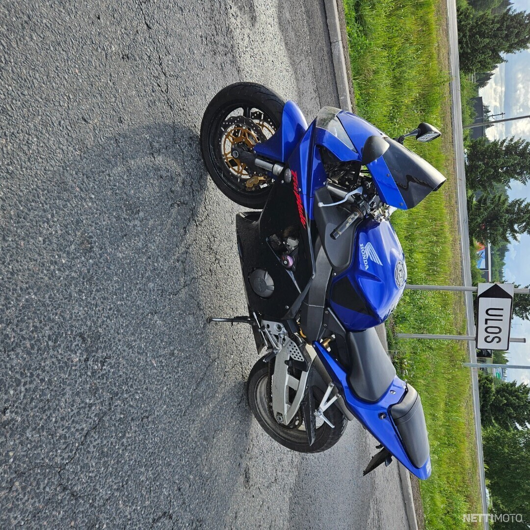 Honda CBR 900 RR Fireblade 954rr turbo 950 cm³ 2003 - Maaninka ...