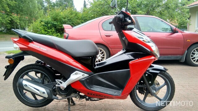 Honda NSC 50R 50 cm³ 2014 - Jyväskylä - Skootteri - Nettimoto