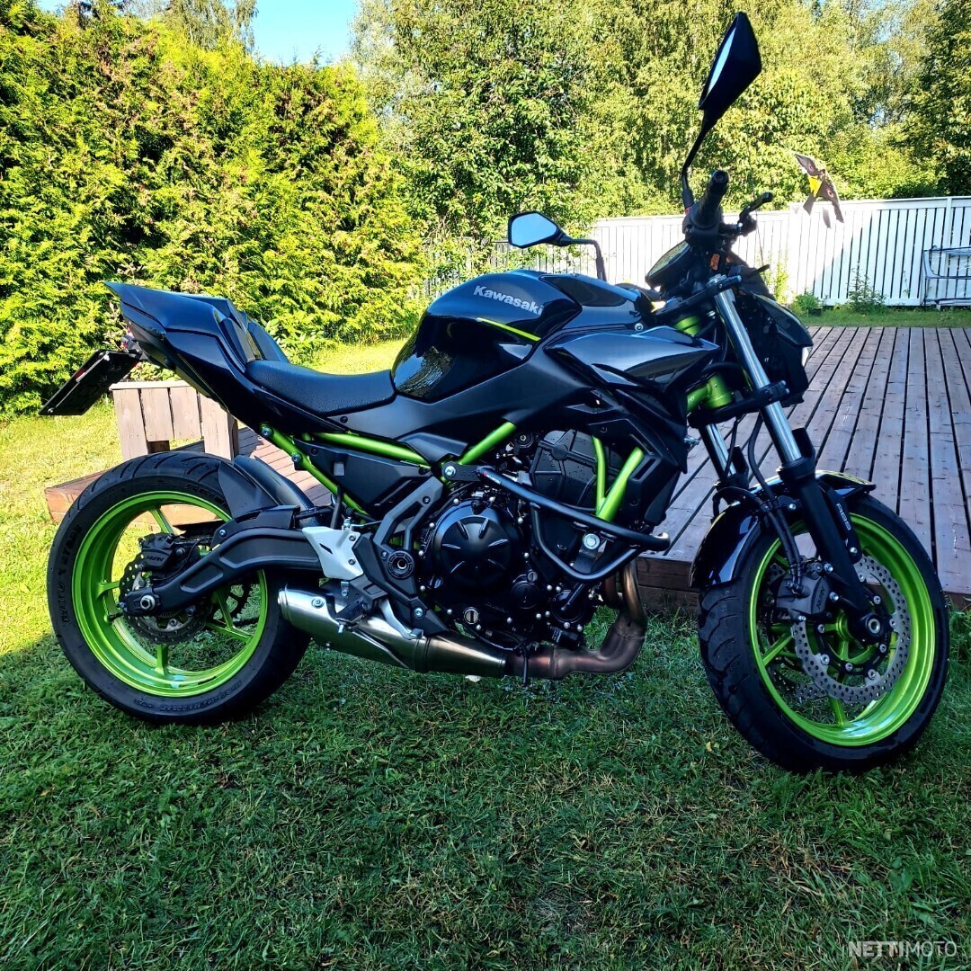 Kawasaki Z 650 2021 KAWASAKI Z650 BLACK (GREEN FRAME) 650 cm³ 2021 ...