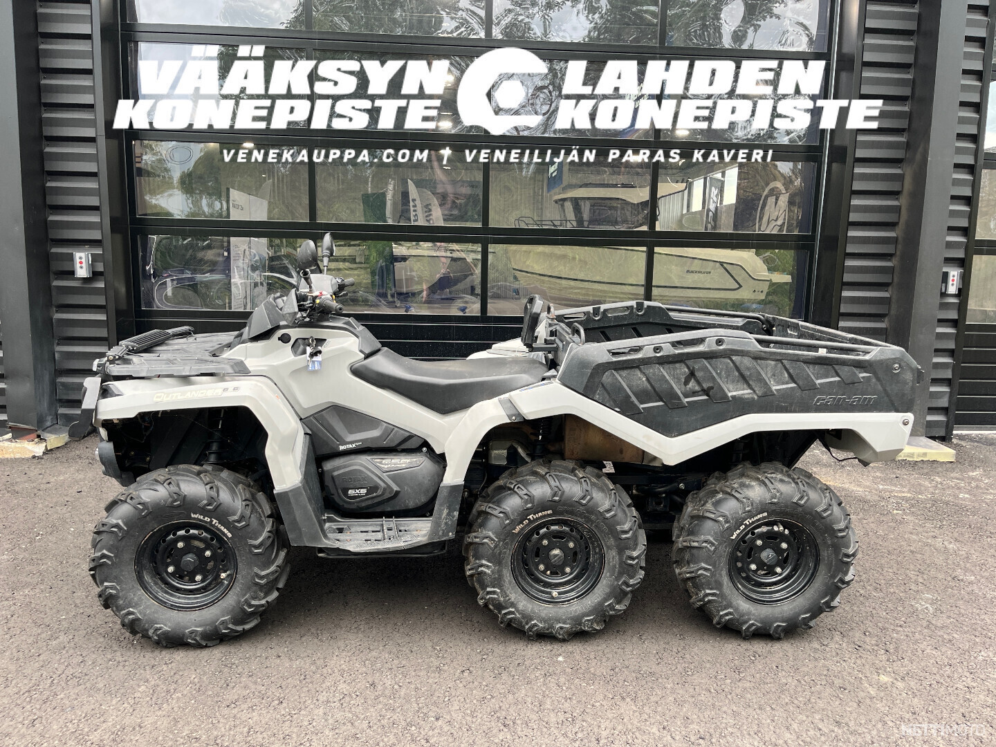 Can-Am Outlander 650 6x6 DPS T3+TELASARJA 650 cm³ 2015 - Asikkala ...