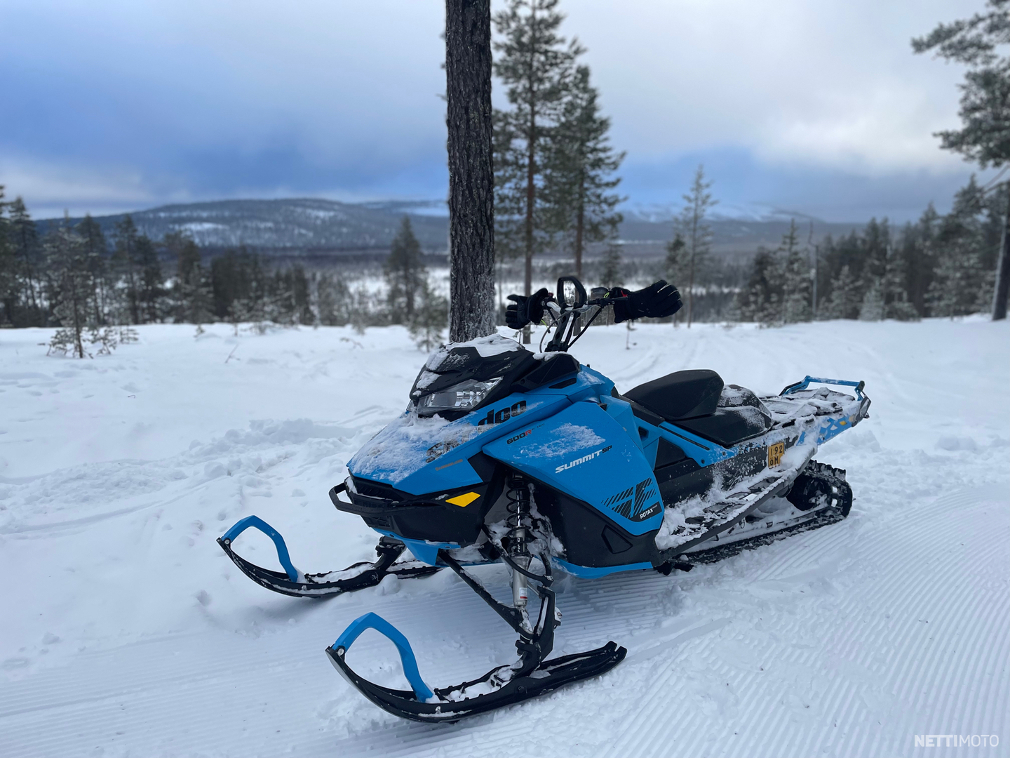 Ski-Doo Summit 146" r-etec 600 cm³ 2020 - Kauhajoki - Moottorikelkka ...