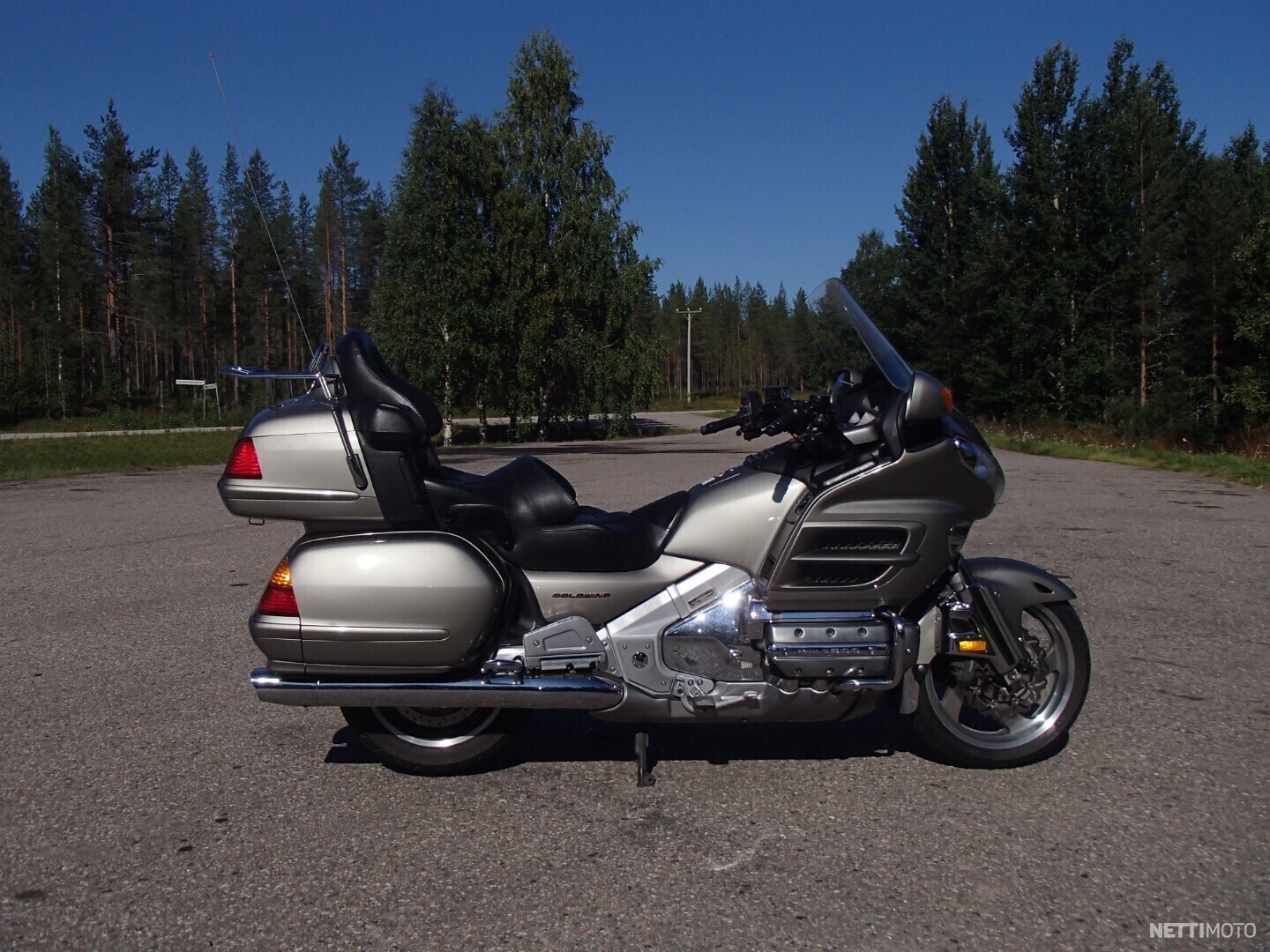 Honda GL 1800 GoldWing 1 800 cm³ 2002 - Rovaniemi - Moottoripyörä ...