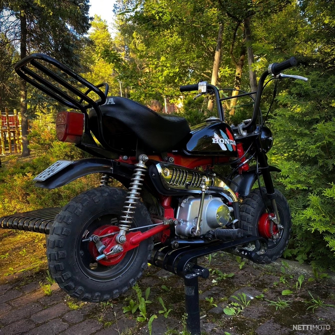 Honda Monkey 50 z50j 50 cm³ 1996 - Mäntsälä - Mopo - Nettimoto