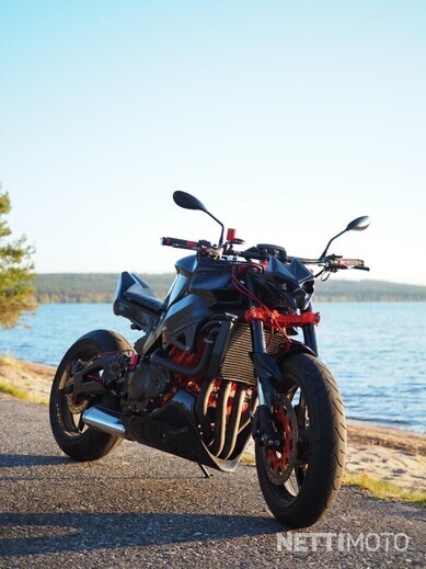 Honda CBR 900 RR Fireblade 950 cm³ 2002 - Posio - Moottoripyörä - Nettimoto