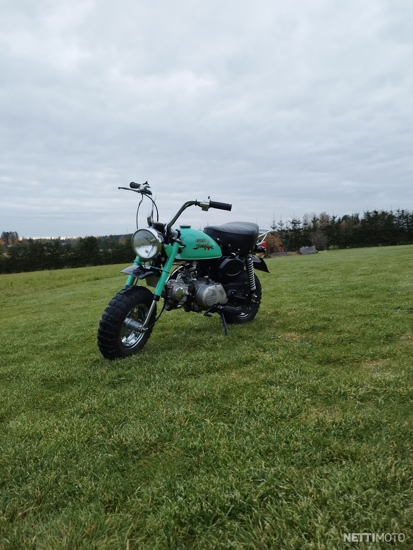 Honda Monkey 50 cm³ 1991 - Loppi - Mopo - Nettimoto