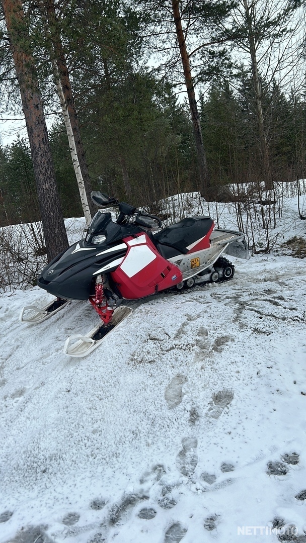 Lynx RE 600 cm³ 2007 - Lapinlahti - Moottorikelkka - Nettimoto