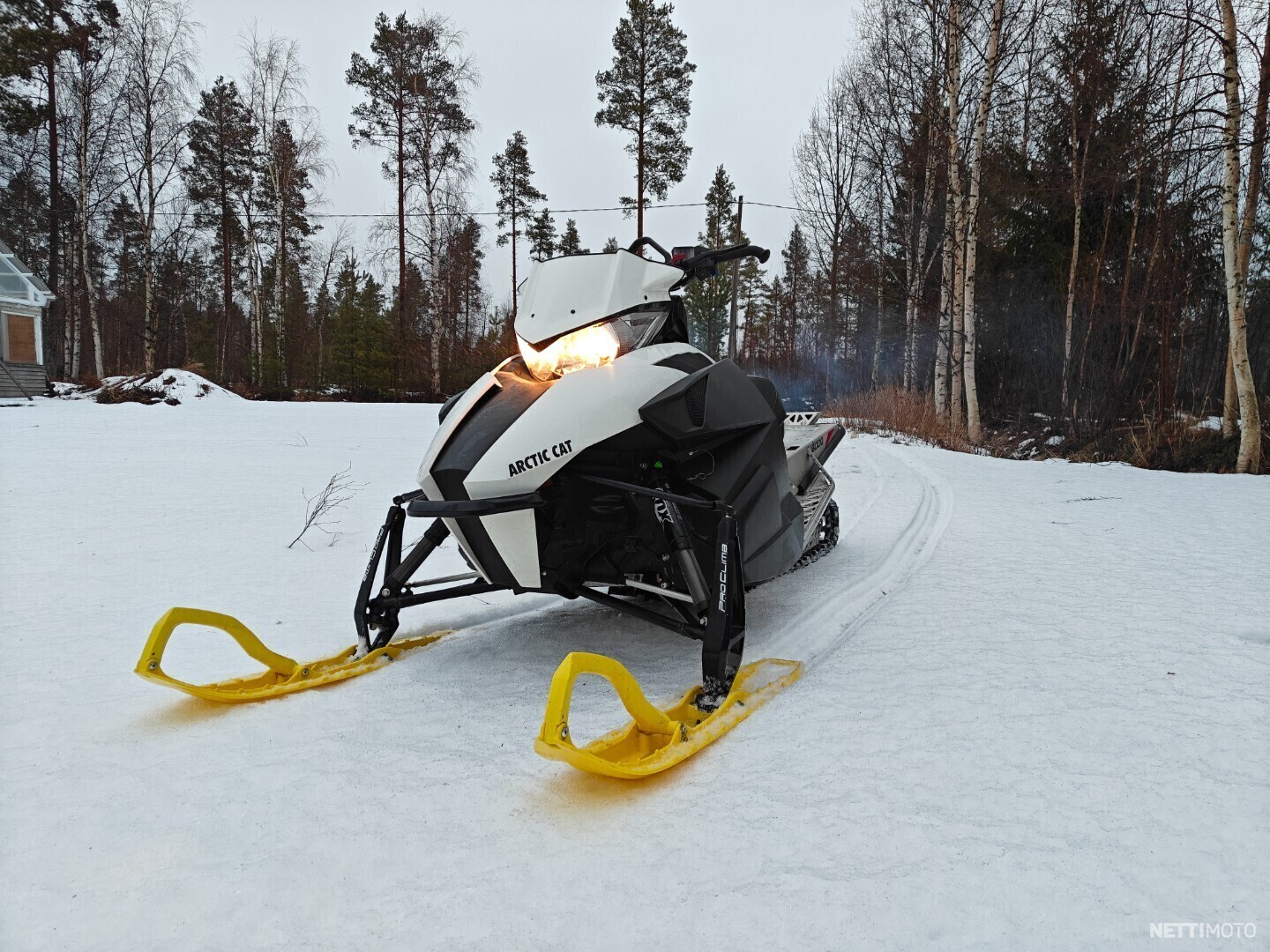 Arctic Cat XF XF8000 141" 800 cm³ 2014 - Oulunsalo - Moottorikelkka ...