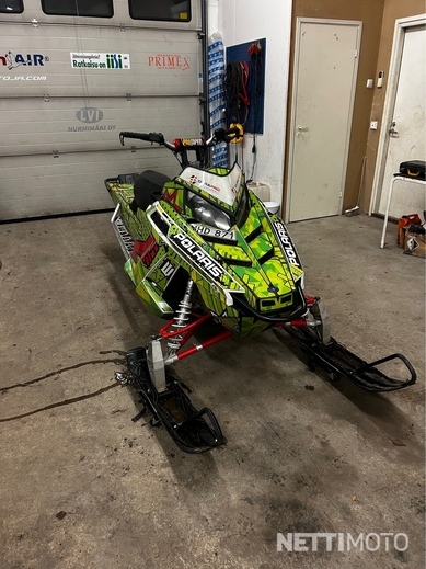 Polaris 800 RMK 800 cm³ 2012 - Pyhäjärvi - Moottorikelkka - Nettimoto