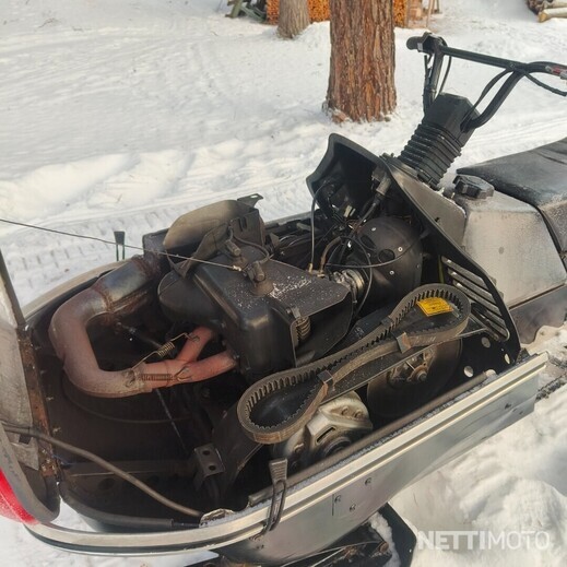 Lynx 250 Yamaha 340 350 cm³ 1989 - Kemijärvi - Moottorikelkka - Nettimoto