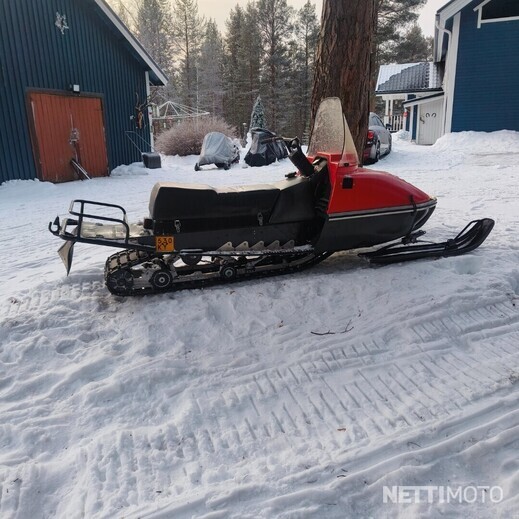 Lynx 250 Yamaha 340 350 cm³ 1989 - Kemijärvi - Moottorikelkka - Nettimoto