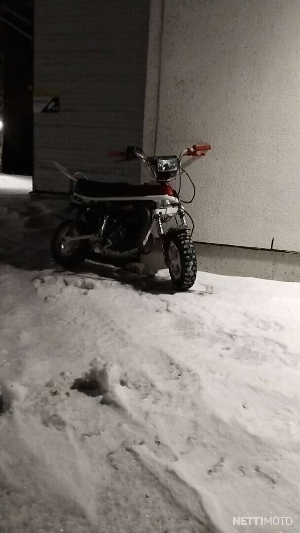 Suzuki PV 80 80 cm³ 1989 - Kuopio - Mopo - Nettimoto