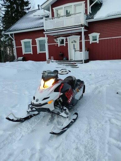 Lynx Rave RE 600 cm³ 2012 - Viitasaari - Snow mobile - Nettimoto