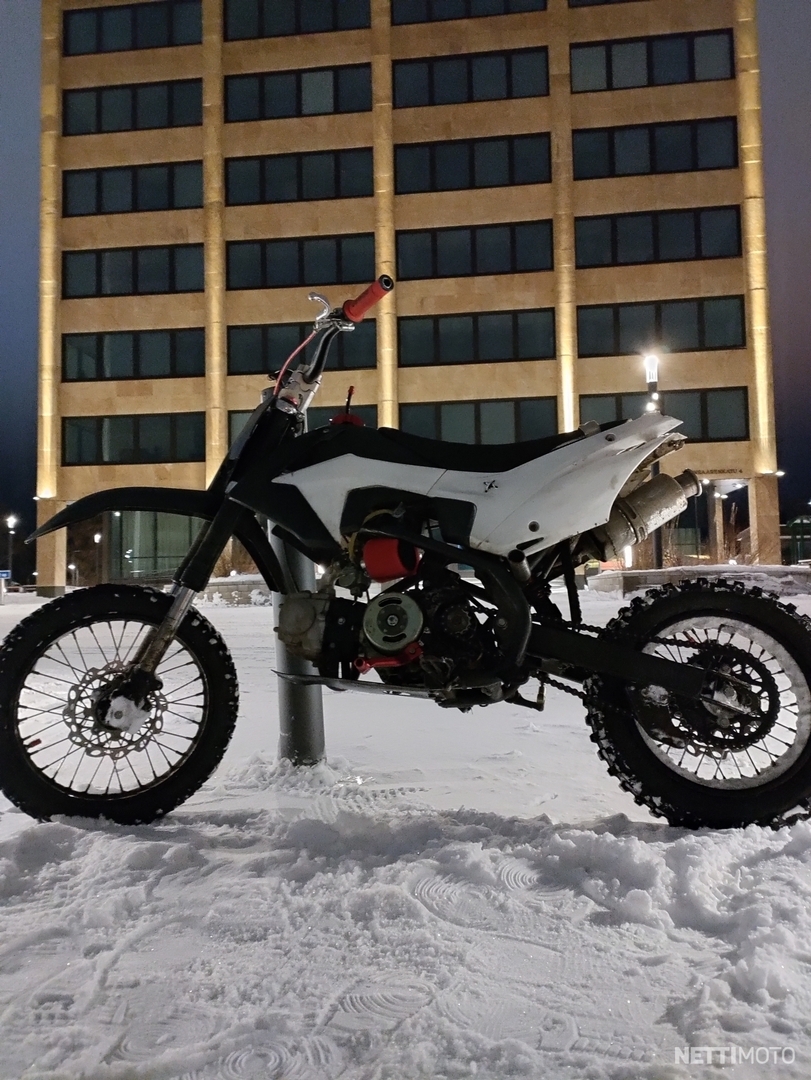 Samurai Cross 110cc 110 cm³ 2016 - Tornio - Mopo - Nettimoto