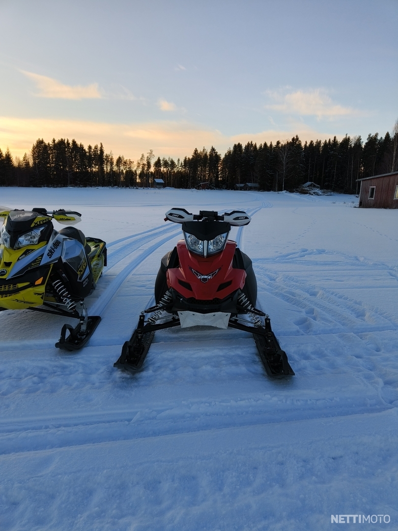 Lynx Rave 550 550 cm³ 2010 - Veteli - Moottorikelkka - Nettimoto