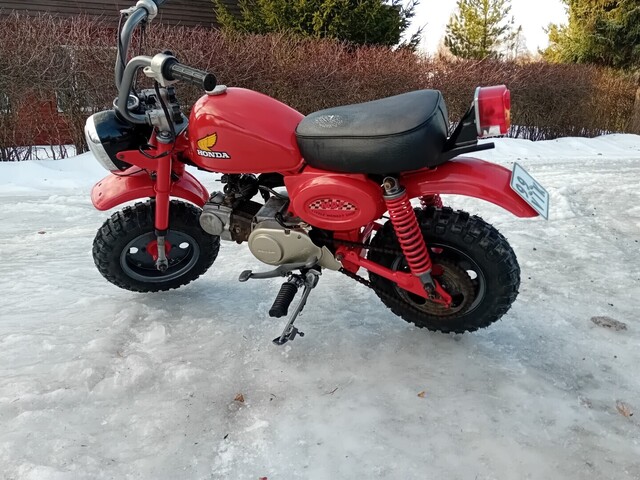 Honda Monkey 50 Z50j 50 cm³ 1982 - Outokumpu - Mopo - Nettimoto