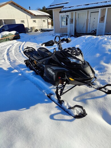 Lynx BoonDocker RE 3700 850 cm³ 2022 - Rovaniemi - Moottorikelkka ...