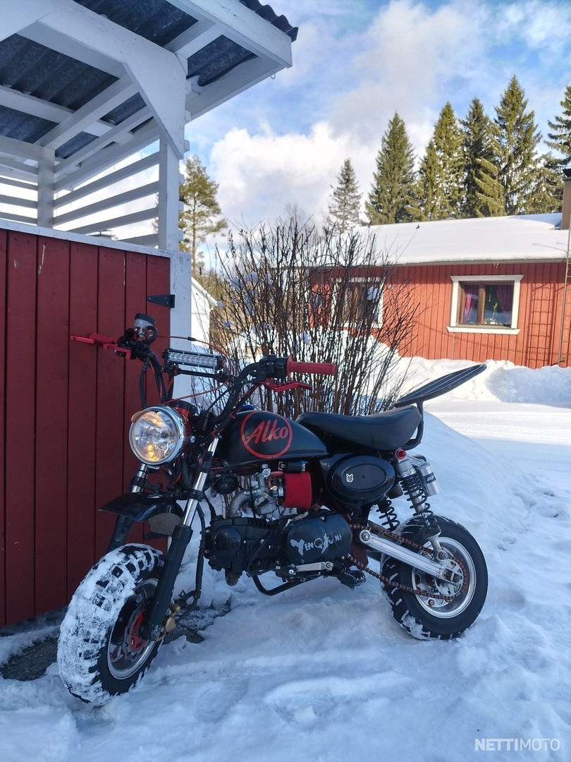 Skyteam Manki 125 cm³ 2016 - Keuruu - Mopo - Nettimoto