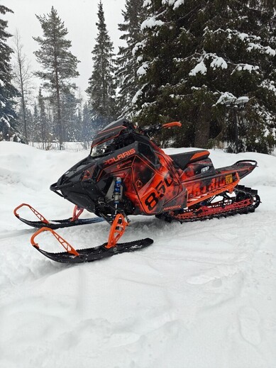 Polaris RMK KHAOS 146 850 cm³ 2022 - Kuusamo - Moottorikelkka - Nettimoto