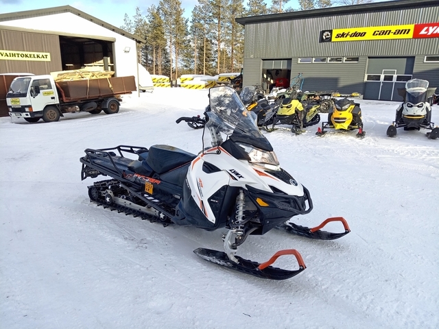 Lynx 49 Ranger 600 E-TEC 600 cm³ 2017 - Kemijärvi - Moottorikelkka ...